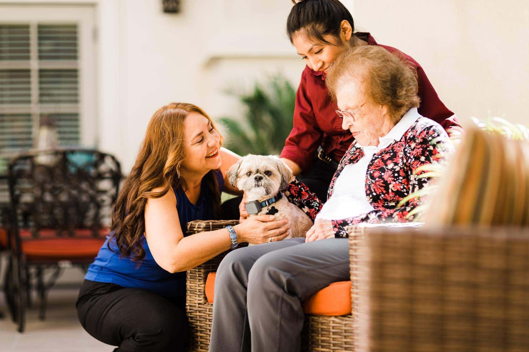 Tips On Visiting Your Loved One In An Assisted Living Community ...
